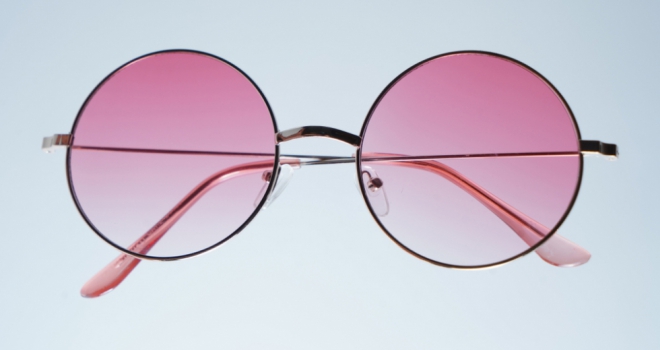 How viewing a property through rose-tinted glasses can render red flags ...
